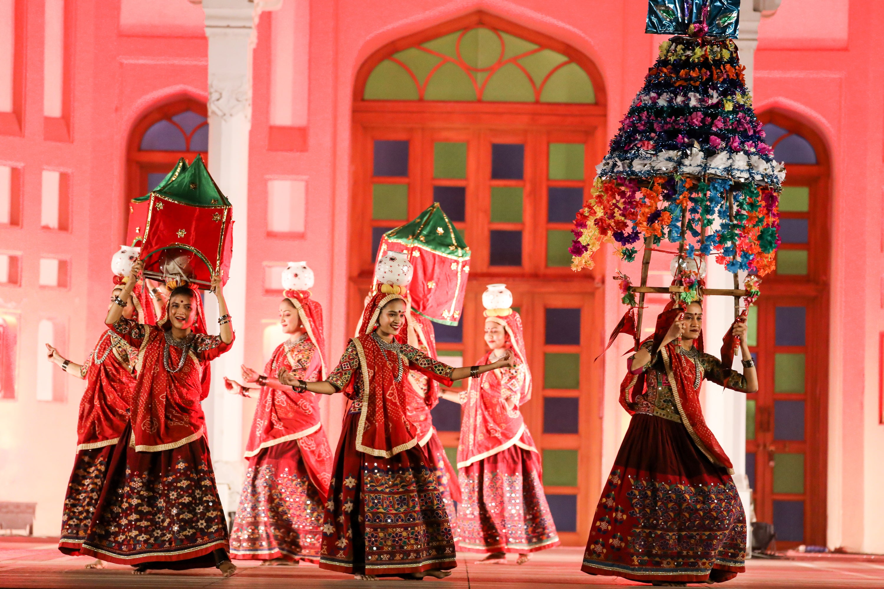 Garba of Gujarat: India’s Longest and Largest Dance Festival – Selvedge ...