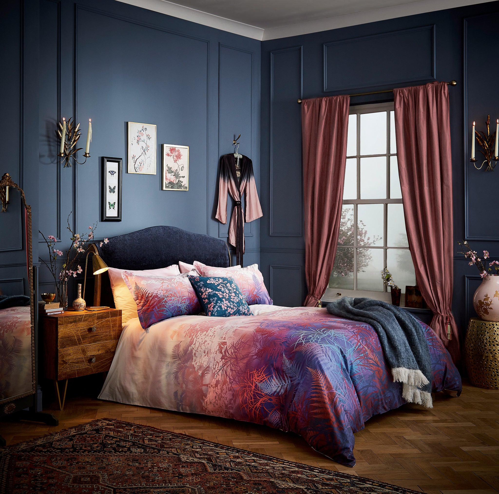 Issue 103 Showstopper – Selvedge Magazine